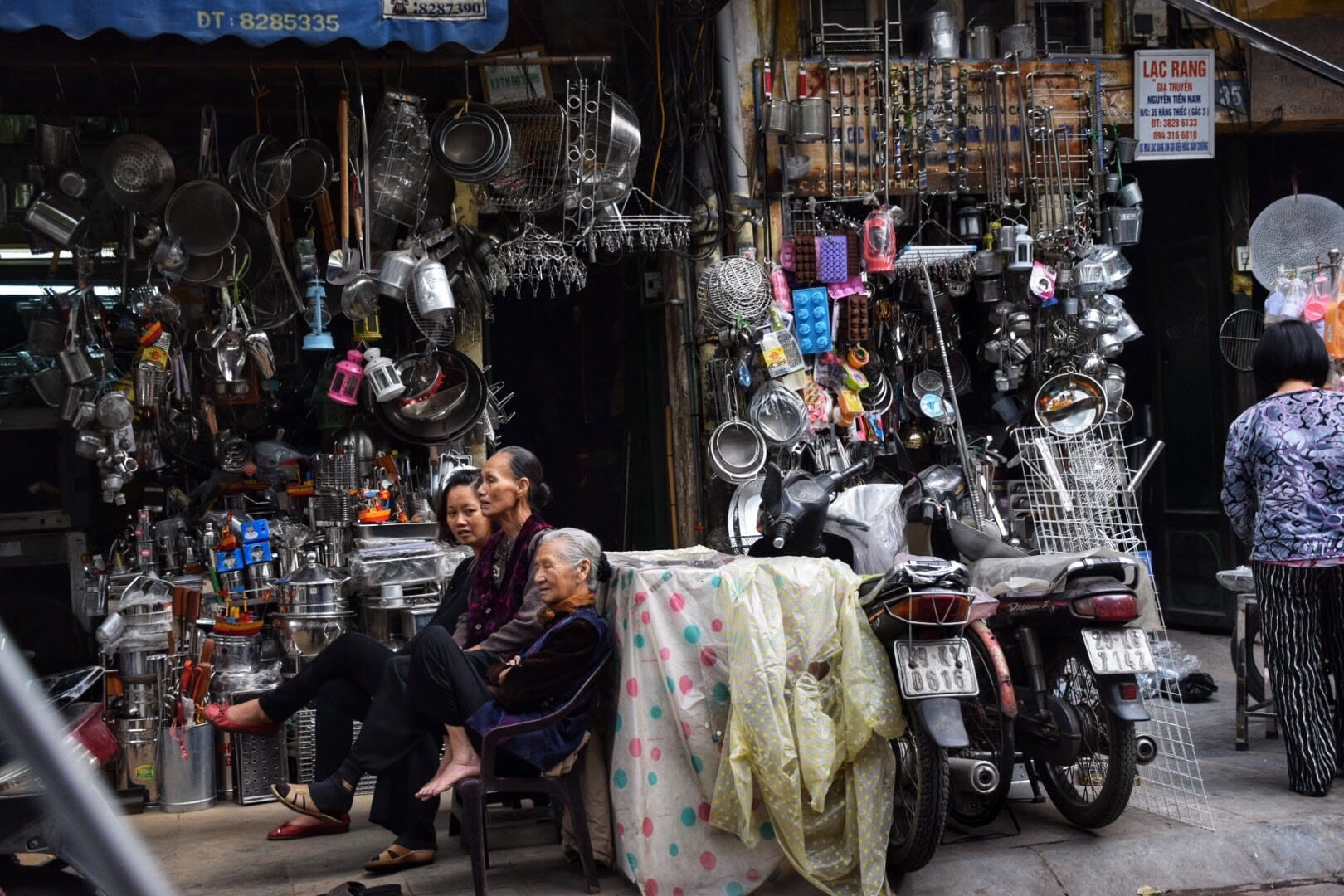 7 First Impressions of Hanoi – Life Is Meant For Exploring